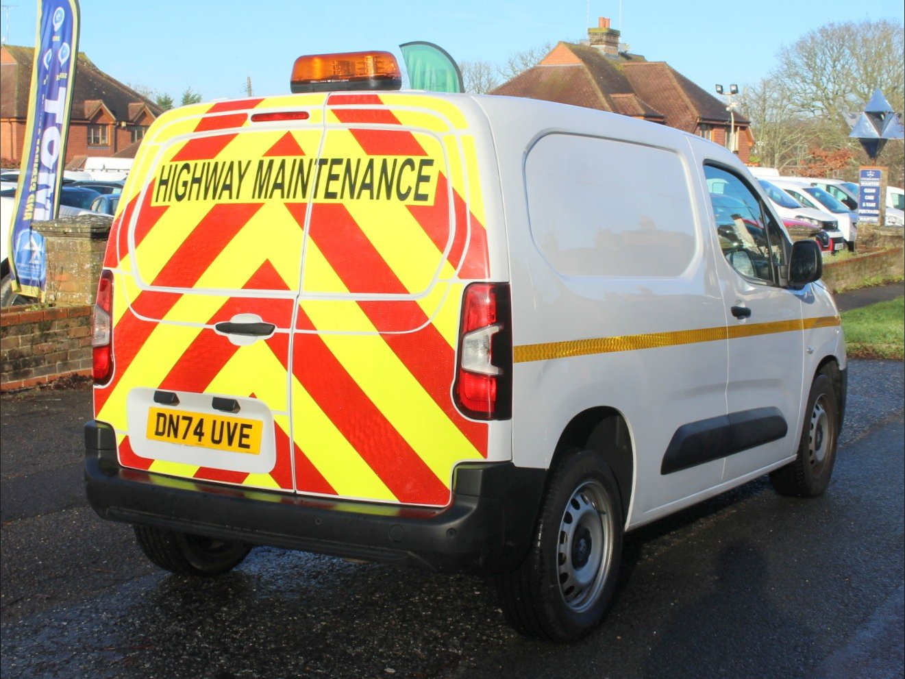 Used 2024 Vauxhall Combo 1.5 Turbo D 2300 Prime Panel Van 5dr Diesel ...